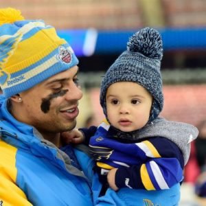 Ryan Reaves is Married to Wife: Alanna Forsyth. Kids. – wifebio.com