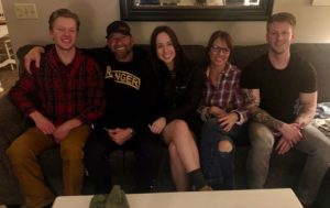 Cameron Hanes is Married to Wife: Tracey Hanes. Kids. – wifebio.com