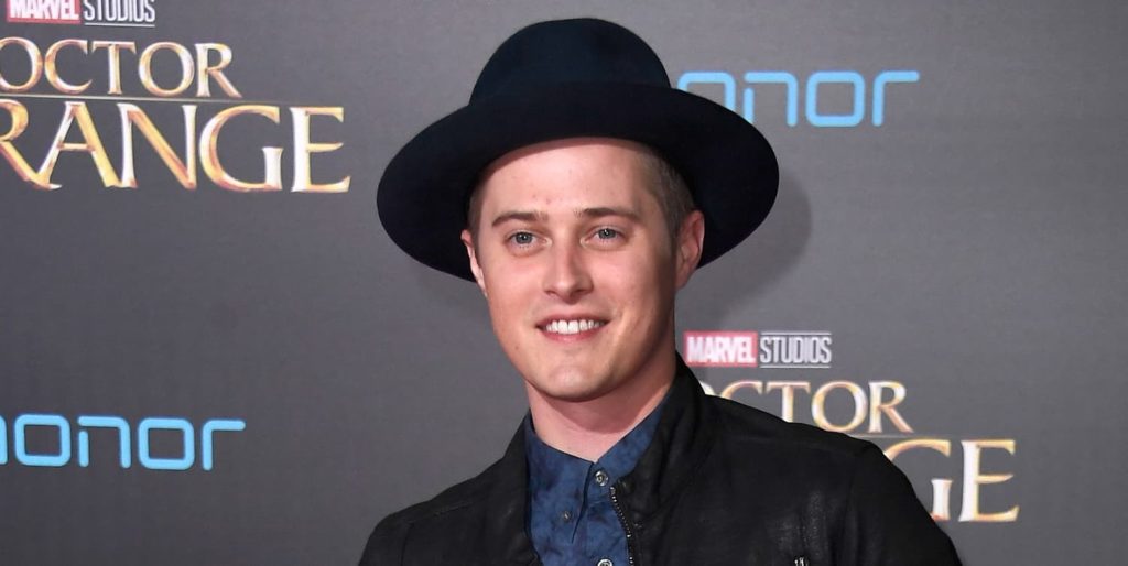 Is Lucas Grabeel Married to Wife? or Dating a Girlfriend? – wifebio.com Is Lucas Grabeel Married to Wife? or Dating a Girlfriend? – wifebio.com