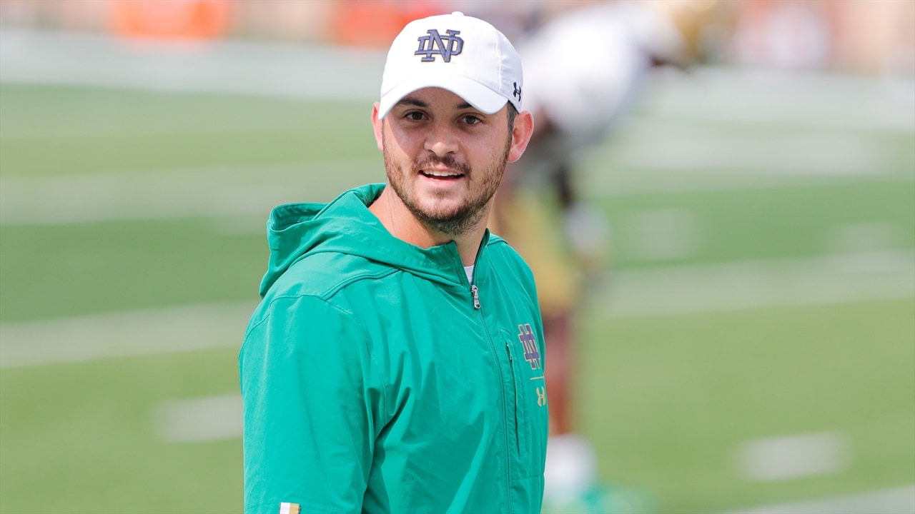 Is Tommy Rees Married to Wife? Or Dating a Girlfriend? - wifebio.com