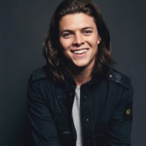 Is Alex Høgh Andersen Married to Wife? Or Dating a Girlfriend ...