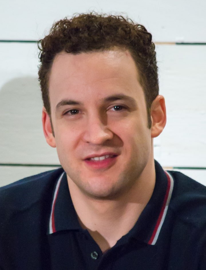 Is Ben Savage Married to Wife? Or Dating a Girlfriend? - wifebio.com