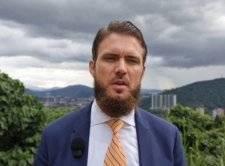 Is Gabriel Al Romaani Married to Wife? Or Dating Girlfriend? Kids ...