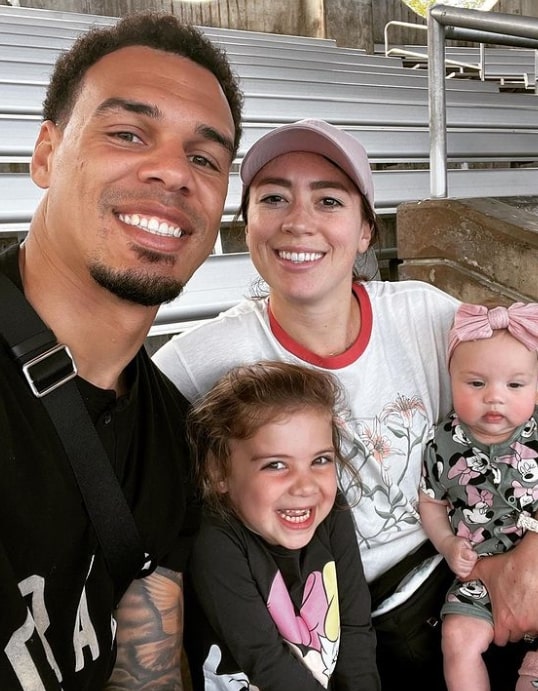 Justin Simmons is Married to Wife: Taryn Simmons. Kids. - wifebio.com