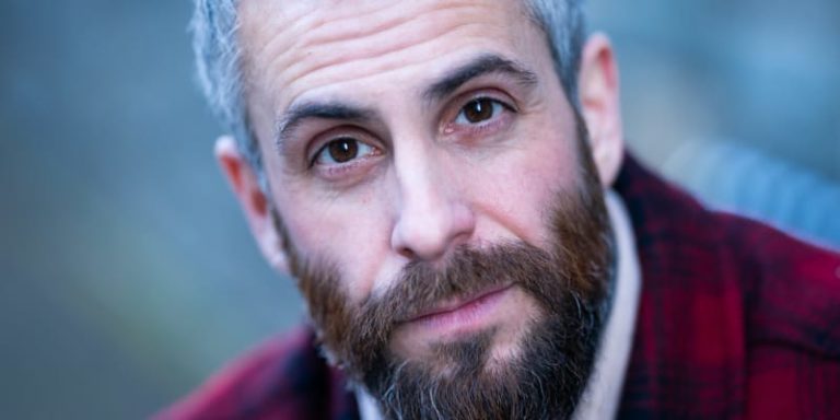 Is Michael Fanone Married to a Wife? Or Dating a Girlfriend? – wifebio.com