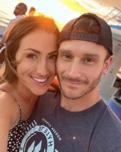Thomas Delauer is Married to Wife: Amber Delauer. Kids – wifebio.com