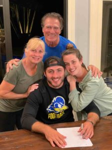 Vince Papale is Married to Wife: Janet Cantwell. Kids. – wifebio.com